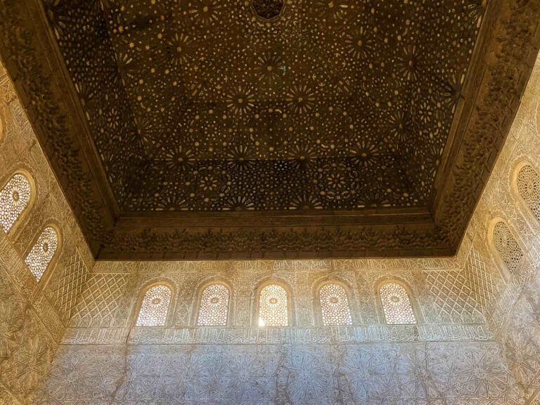 Complete Guide to Dress Code Alhambra in 2024